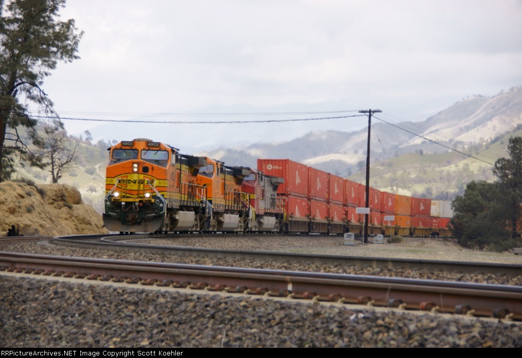 BNSF 4802
